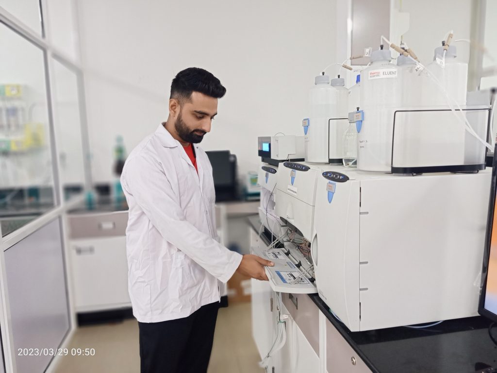 Dr. Ravi Shah - National Institute of Pharmaceutical Education ...