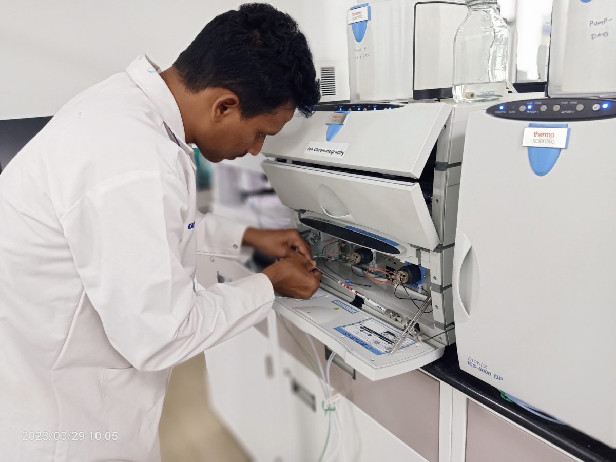 Dr. Ravi Shah - National Institute of Pharmaceutical Education ...